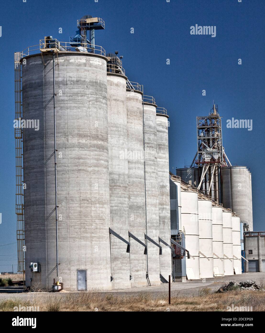 Rice granaries hi-res stock photography and images - Alamy