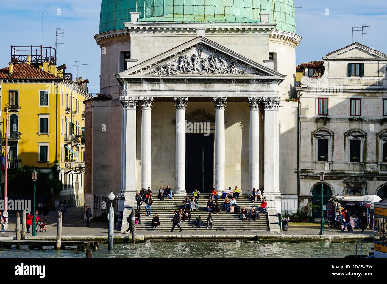Venice Italy with beautiful historic architecture and gondola boats in ...