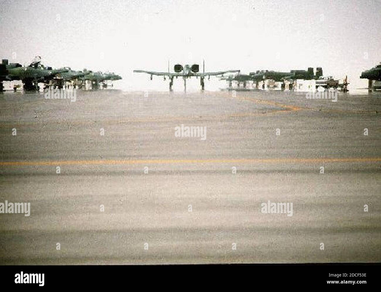 King Fahd International Airport - Taxiway Parking Ramp Stock Photo - Alamy