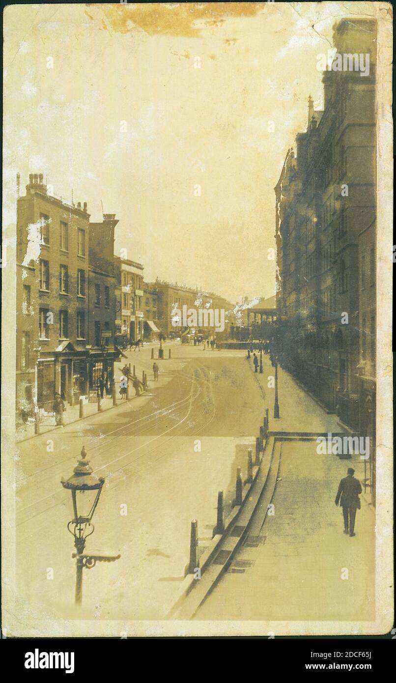 Kings cross rd rowton hse c1923 Stock Photo - Alamy