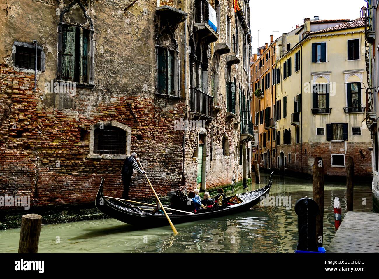 Venice Italy with beautiful historic architecture and gondola boats in ...