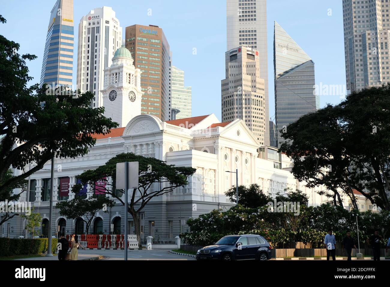 Modern tourist buildings hi-res stock photography and images - Alamy