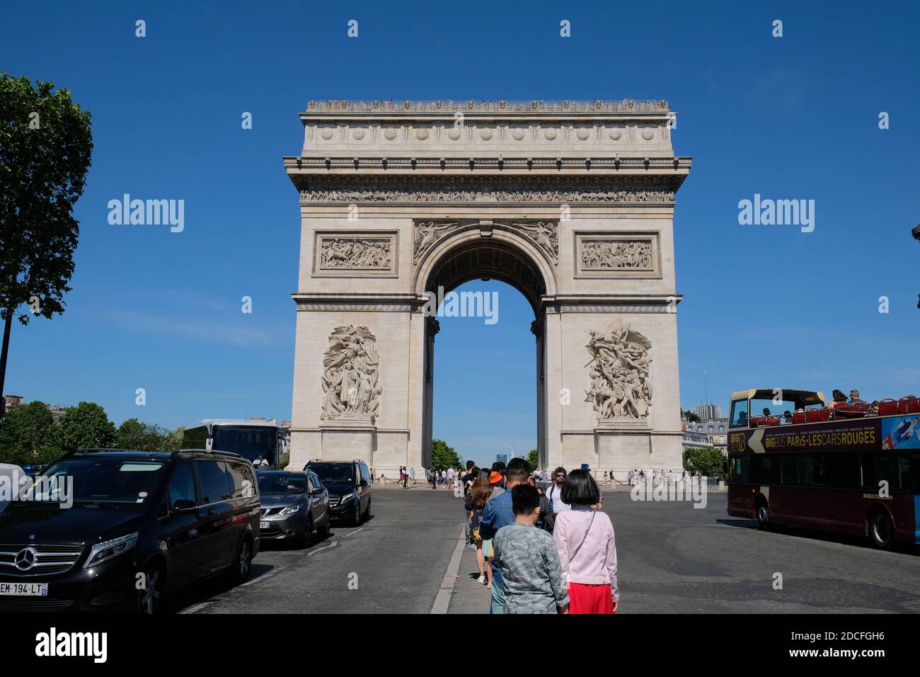 t is a monumental triumphal arch, it was built in honor of the French ...