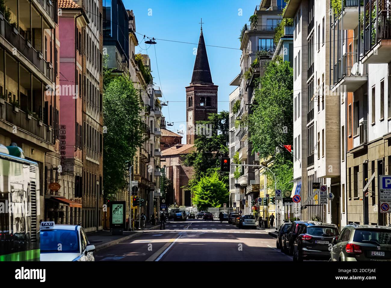 Milan street view hi-res stock photography and images - Alamy