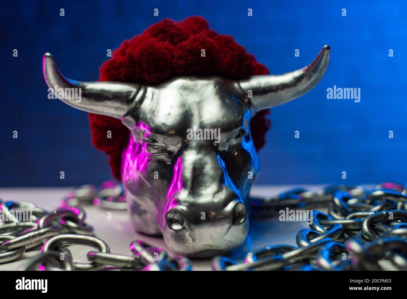 Metal Bull High Resolution Stock Photography and Images - Alamy