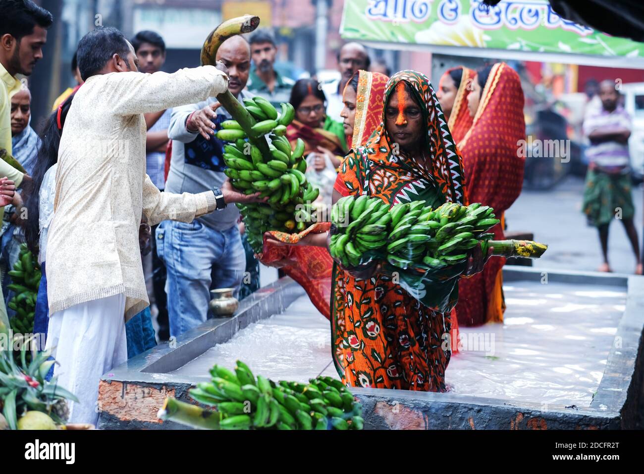 Kolkata,West Bengal,India.17.11.2015 the Chat puja ritual in the river ...