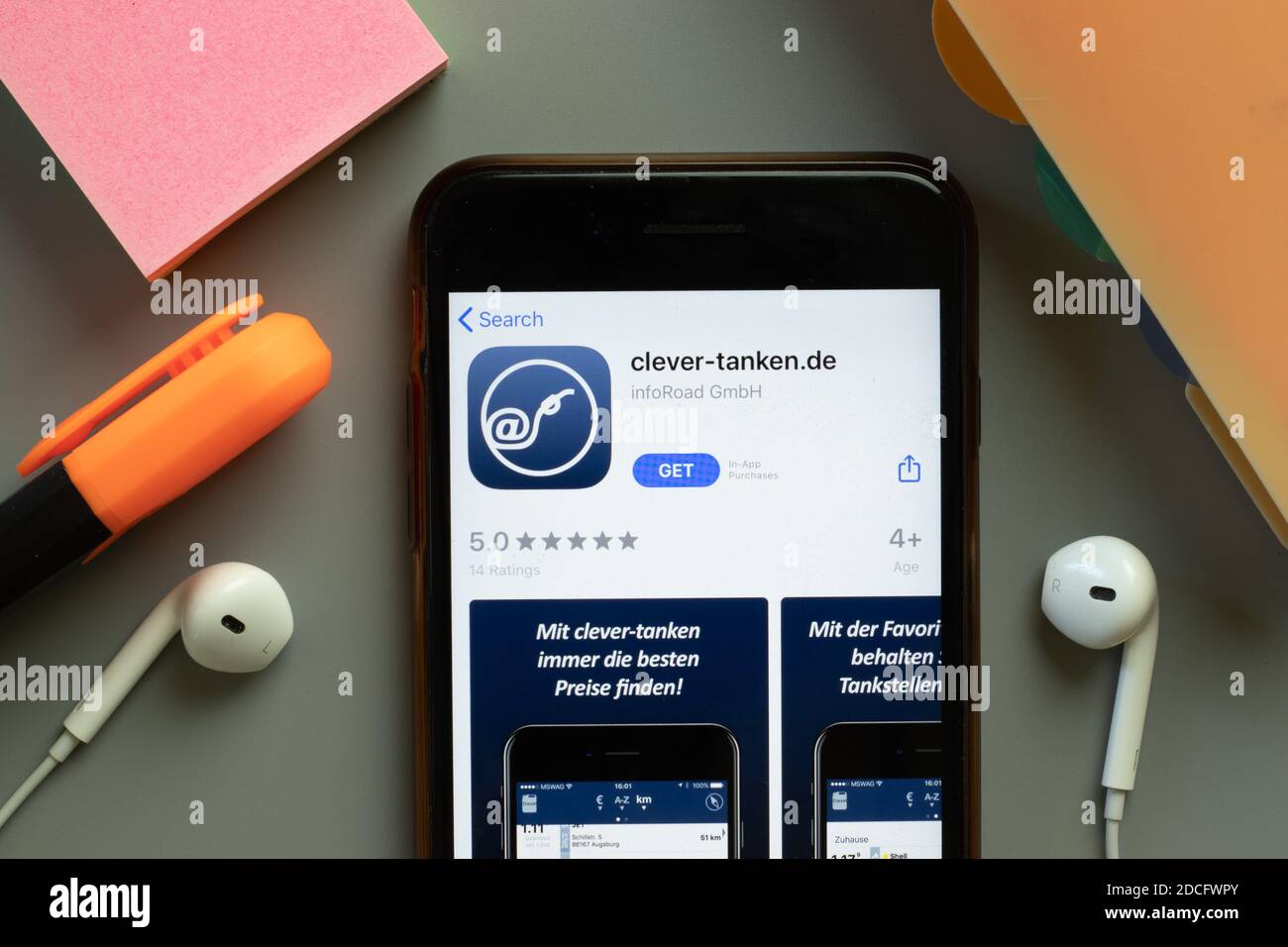 Clever tanken hi-res stock photography and images - Alamy