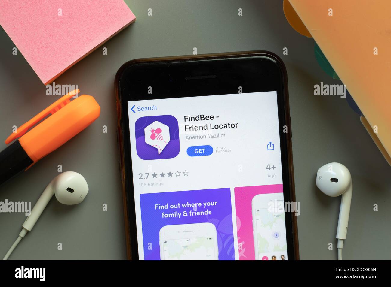 Friend locator hi-res stock photography and images - Alamy