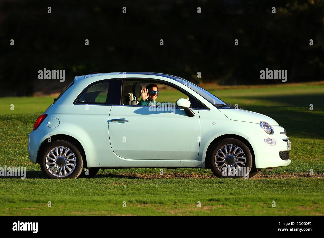 Woman driving a fiat 500 hi-res stock photography and images - Alamy