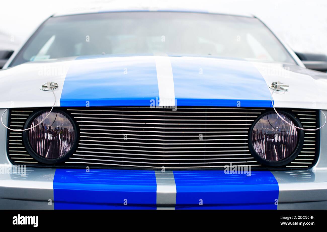 Custom muscle car engine hi-res stock photography and images - Alamy