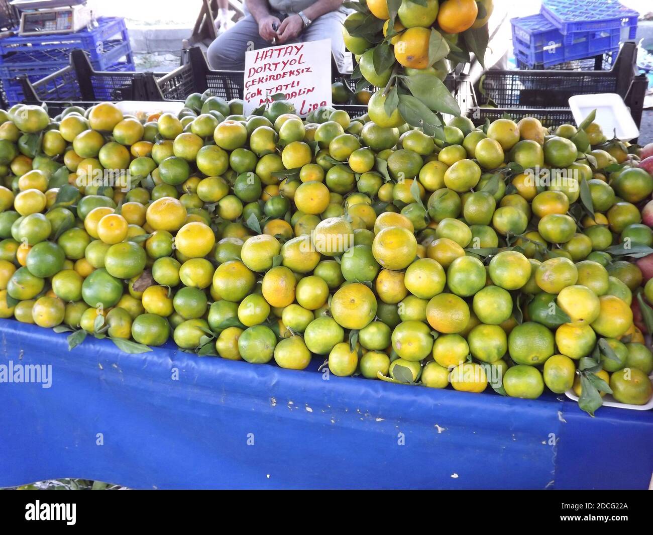 Marche fruits et legumes hi-res stock photography and images - Alamy