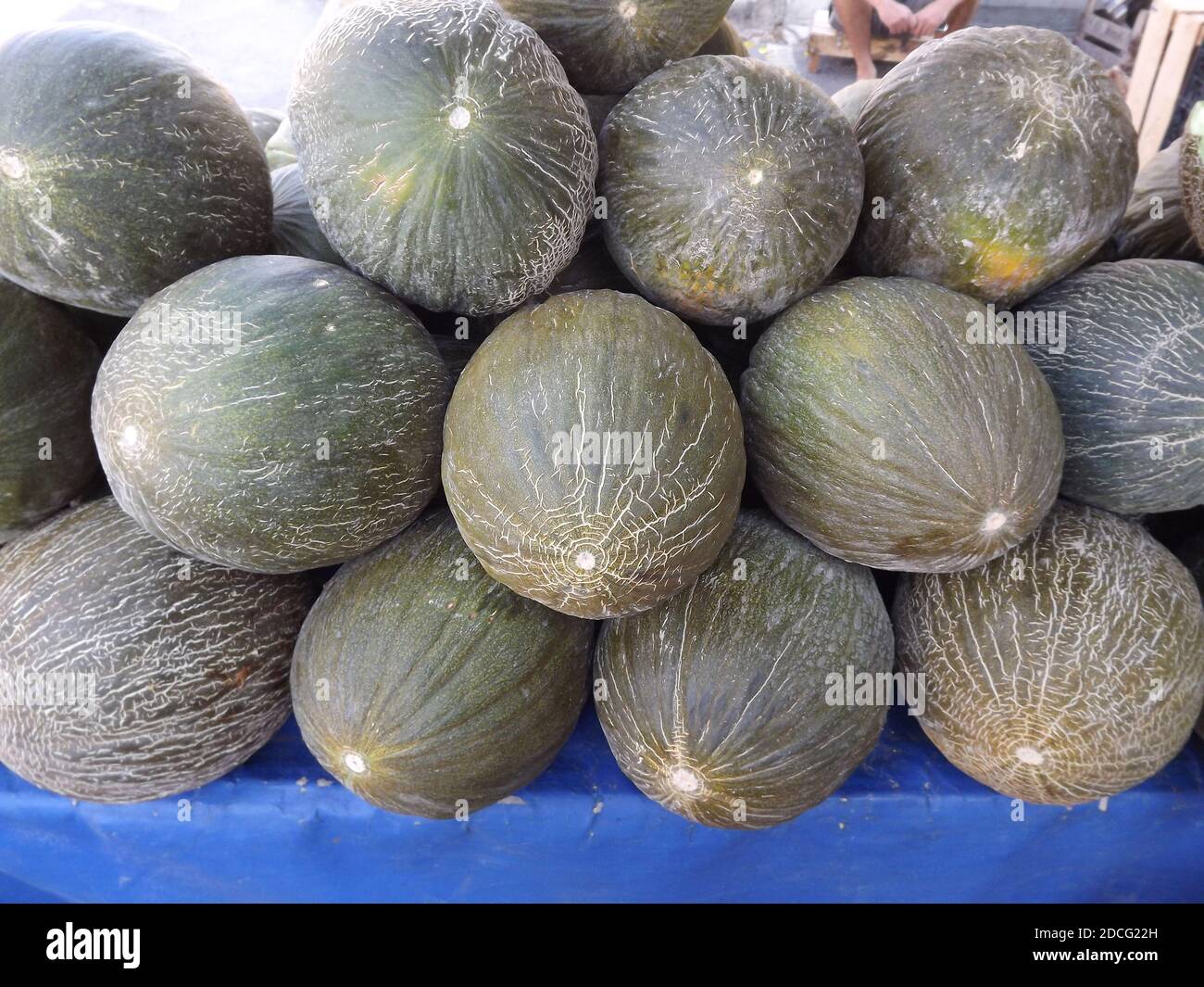Marche fruits et legumes hi-res stock photography and images - Alamy