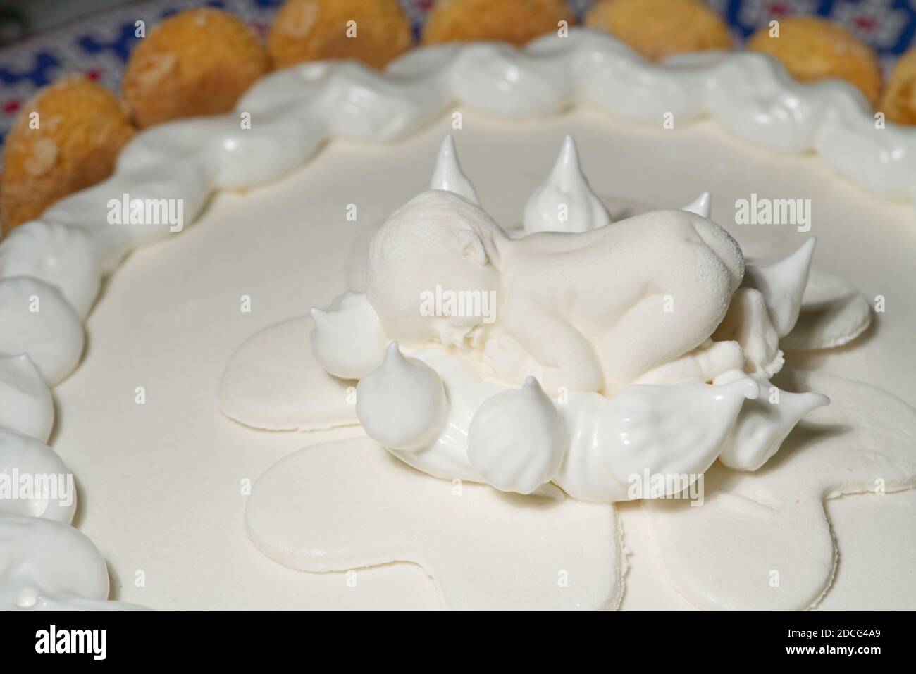 Mastic cake hi-res stock photography and images - Alamy