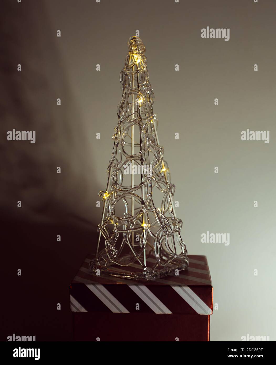 Big tree on transparent background hi-res stock photography and images ...