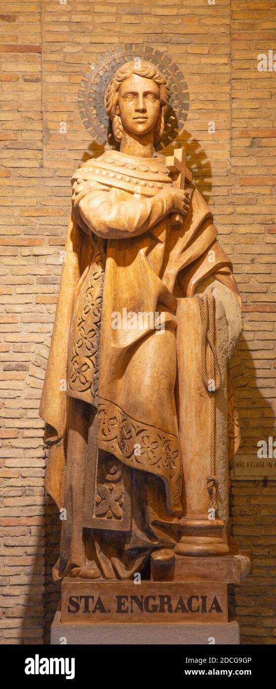 Basilica de santa engracia hi-res stock photography and images - Alamy