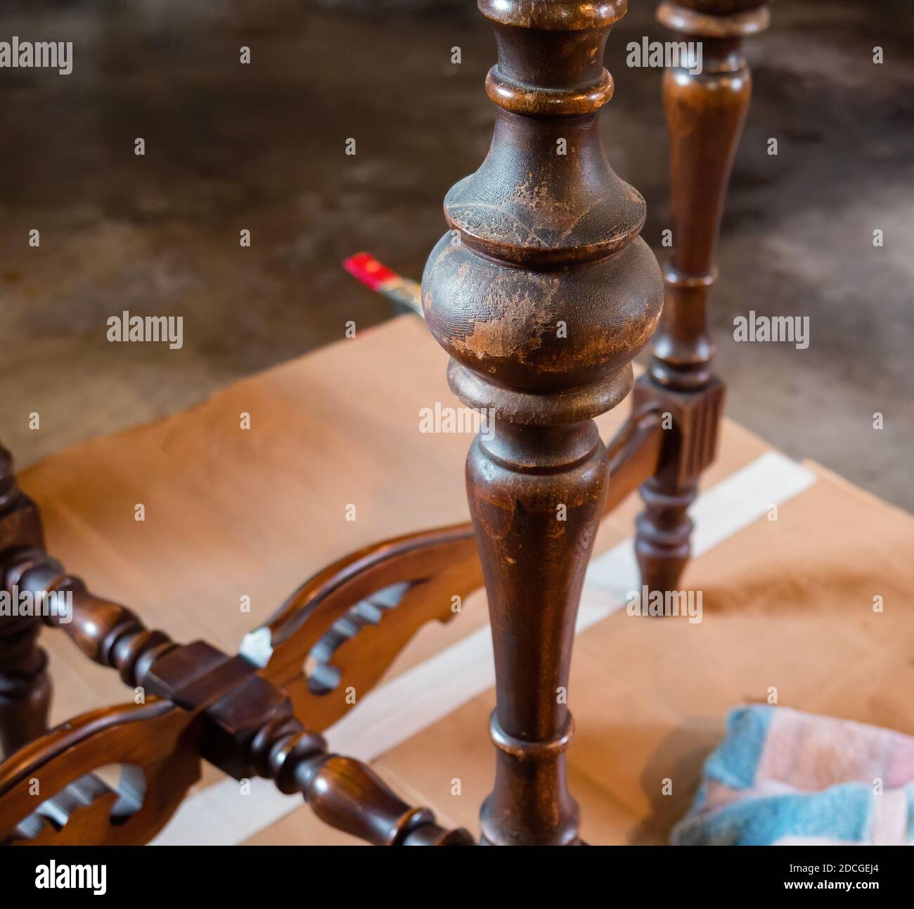 Wooden table leg hi-res stock photography and images - Alamy