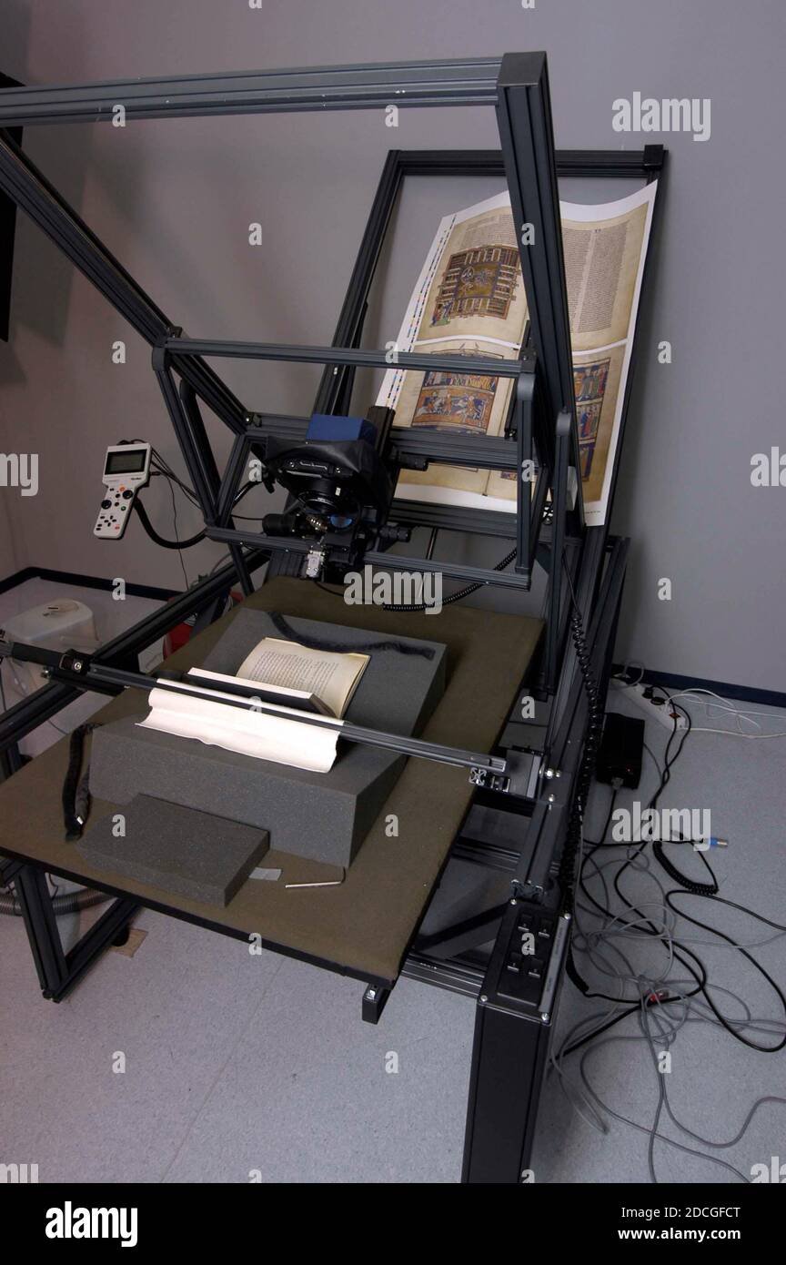 digitalization of books, the scanning of books with a book scanner ...