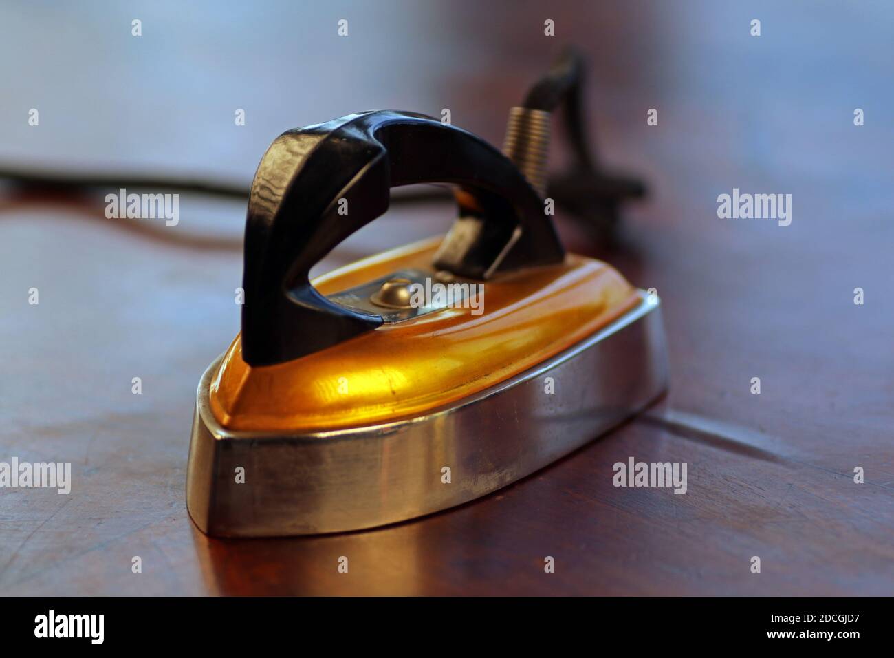 Old electric iron isolated hi-res stock photography and images - Alamy