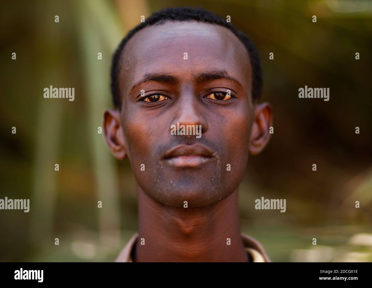 Portrait african tribesman hi-res stock photography and images - Alamy