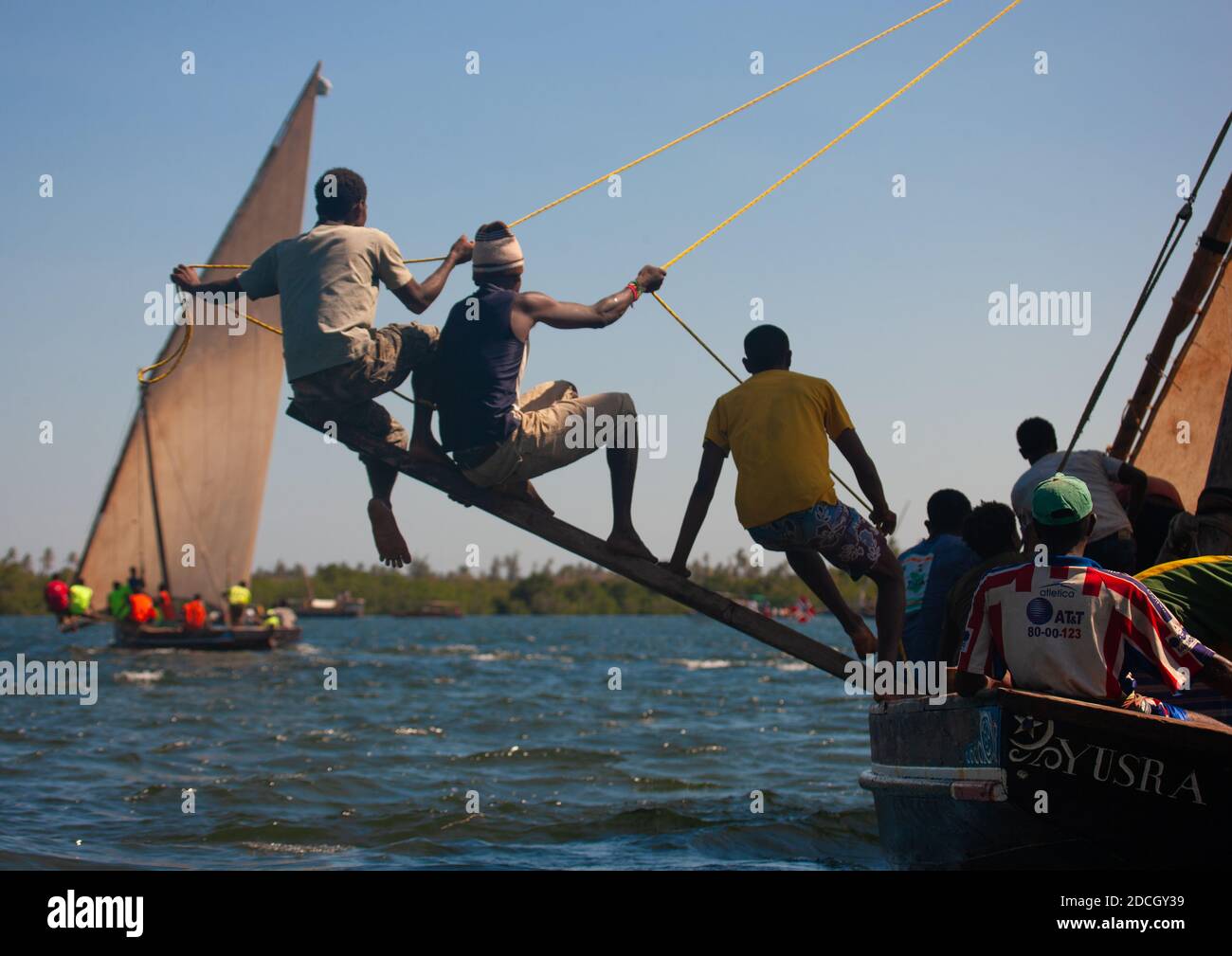 Man balancing dhow sailing dhow hi-res stock photography and images - Alamy