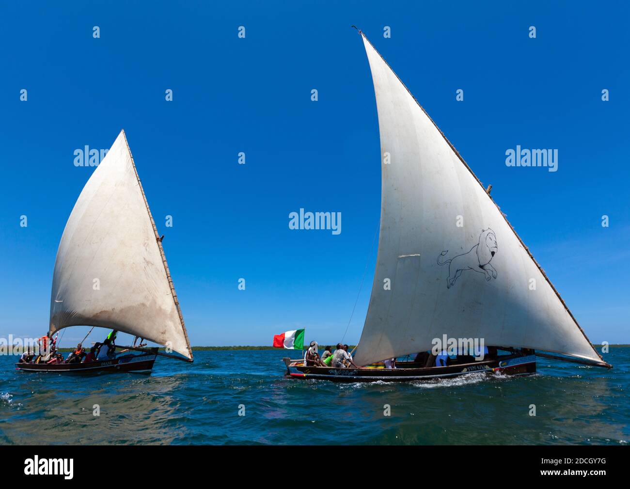 Traditional fishing boat boats lamu africa hi-res stock photography and ...