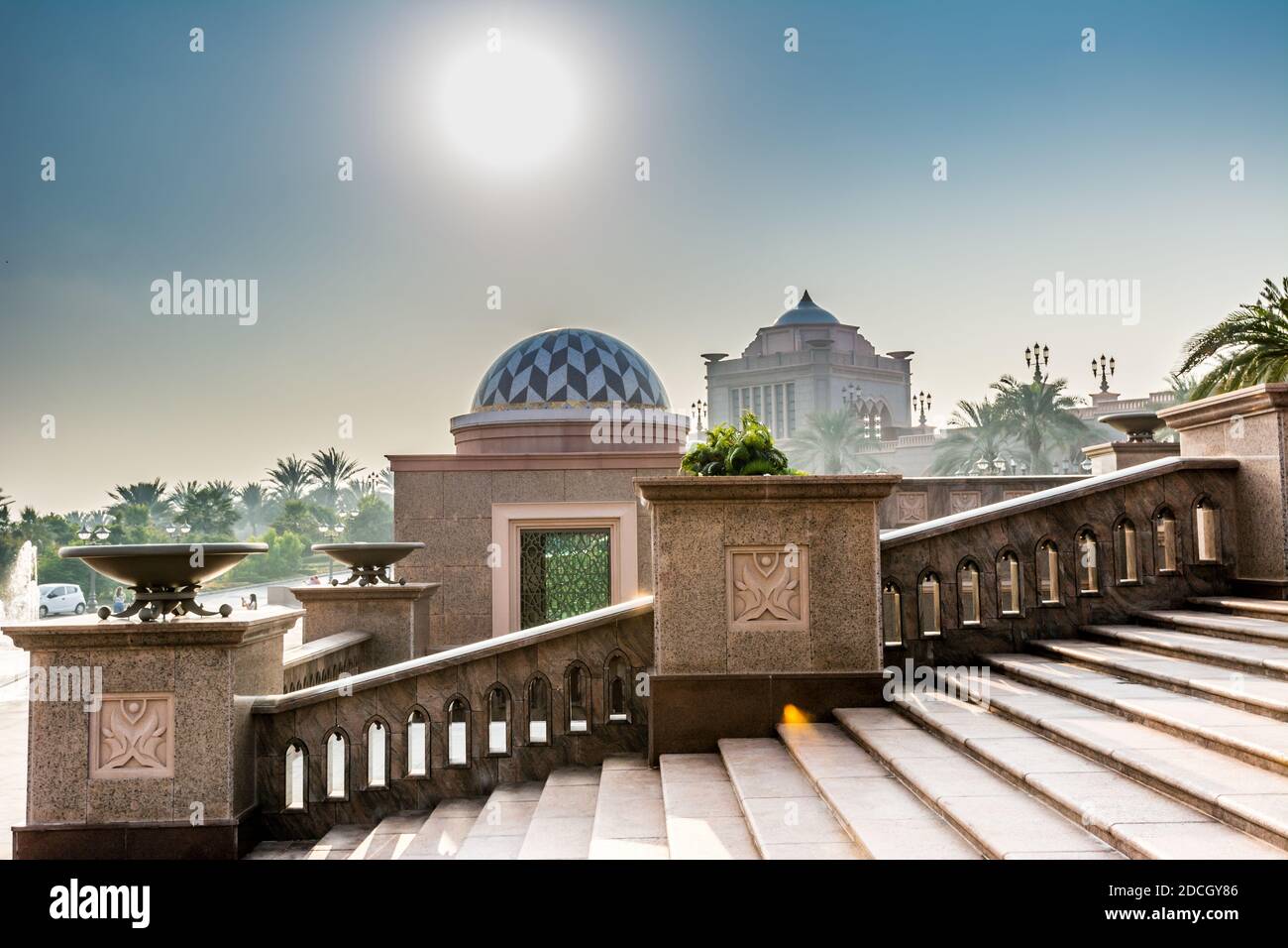Inside of Emirates palace United Arab Emirates Stock Photo - Alamy