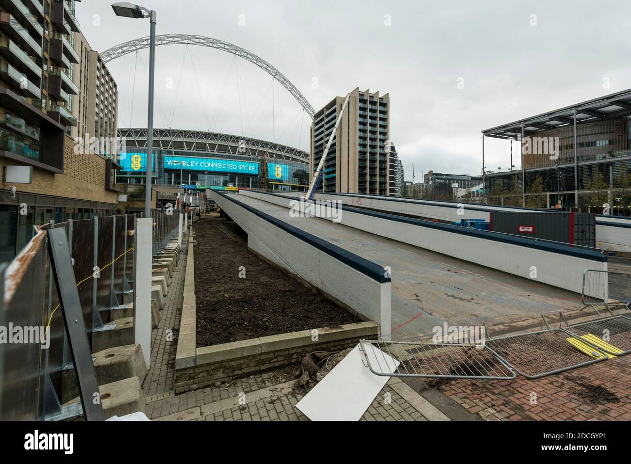 Demolition of wembley stadium hi-res stock photography and images - Alamy