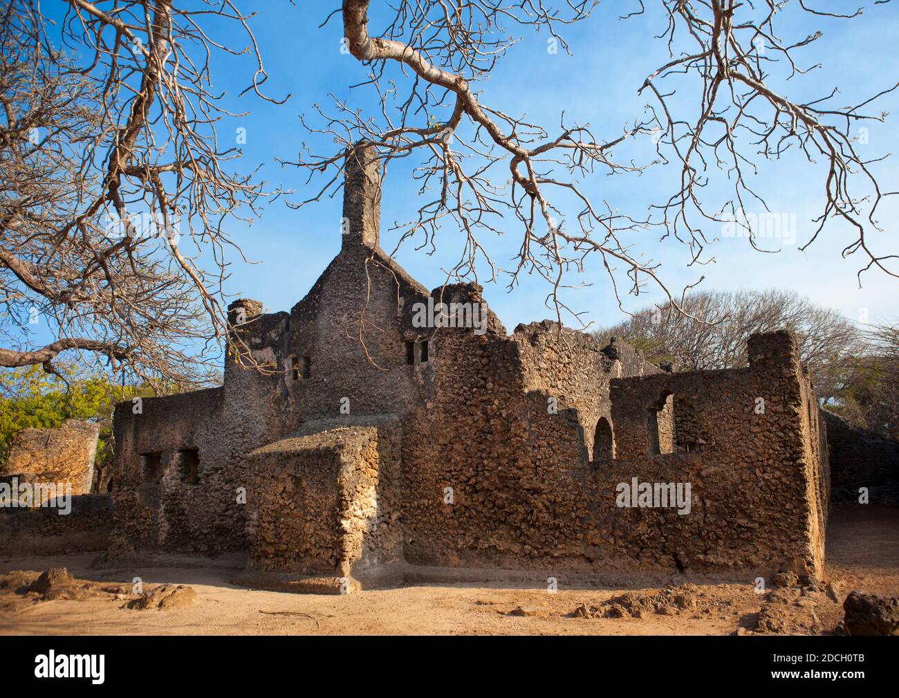 Mosque in Takwa ruins, Lamu County, Manda island, Kenya Stock Photo - Alamy