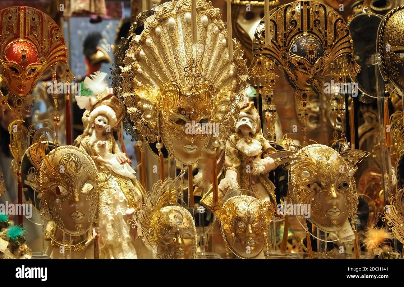 Golden face hi-res stock photography and images - Alamy