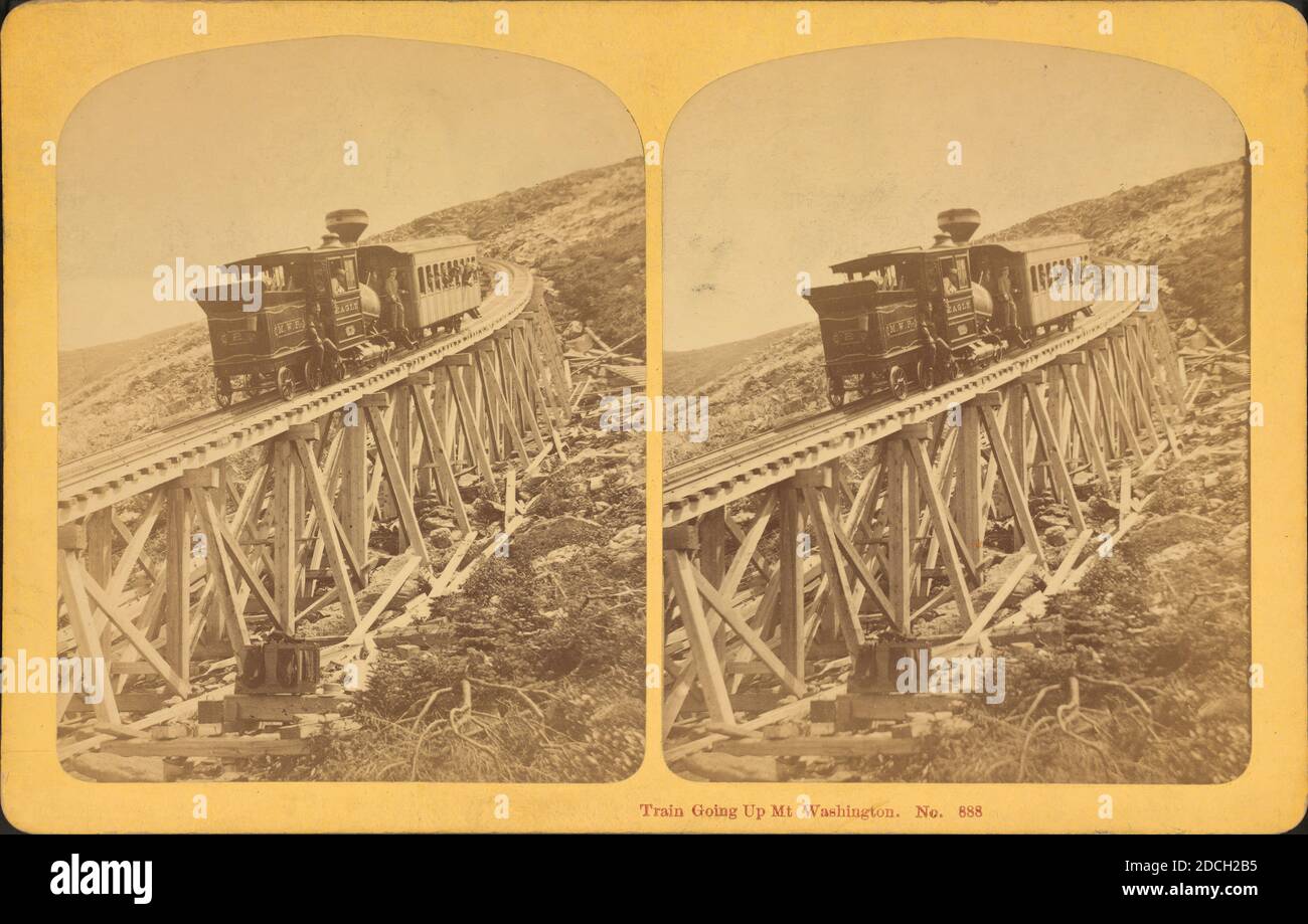 Train going up mountain hi-res stock photography and images - Alamy