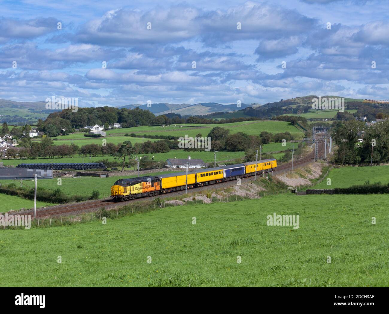 A Colas Railfreight class 37 locomotive 37219 on the west coast ... A Colas Railfreight class 37 locomotive 37219 on the west coast ...