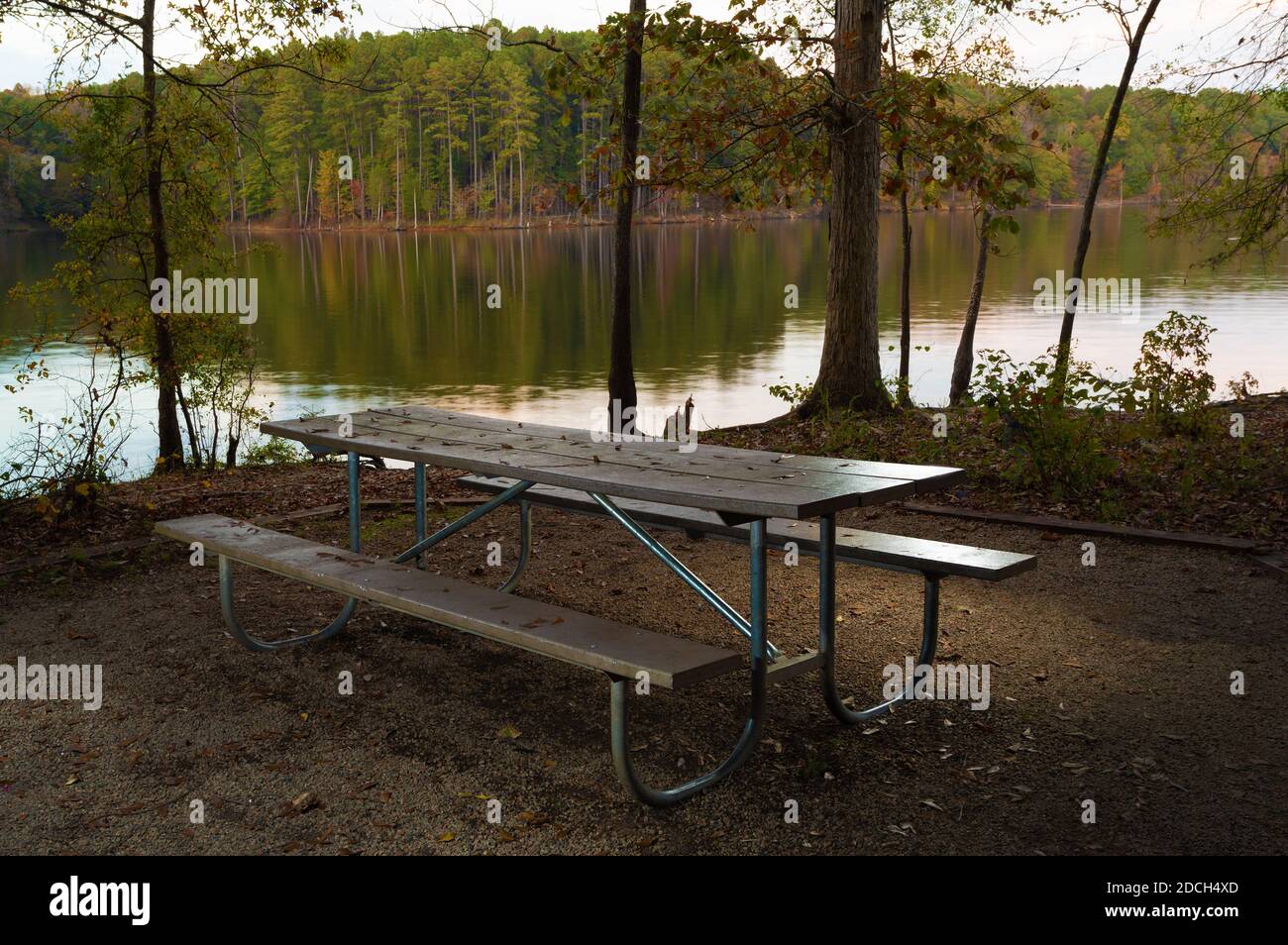 Falls lake north carolina hi-res stock photography and images - Alamy