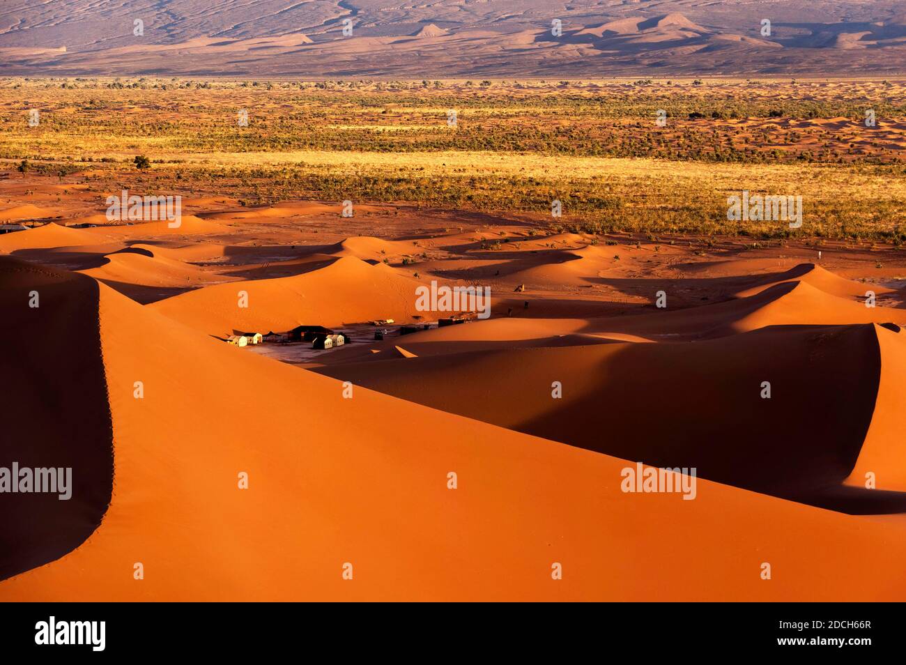 Sand dunes in Sahara Desert, Africa Stock Photo - Alamy