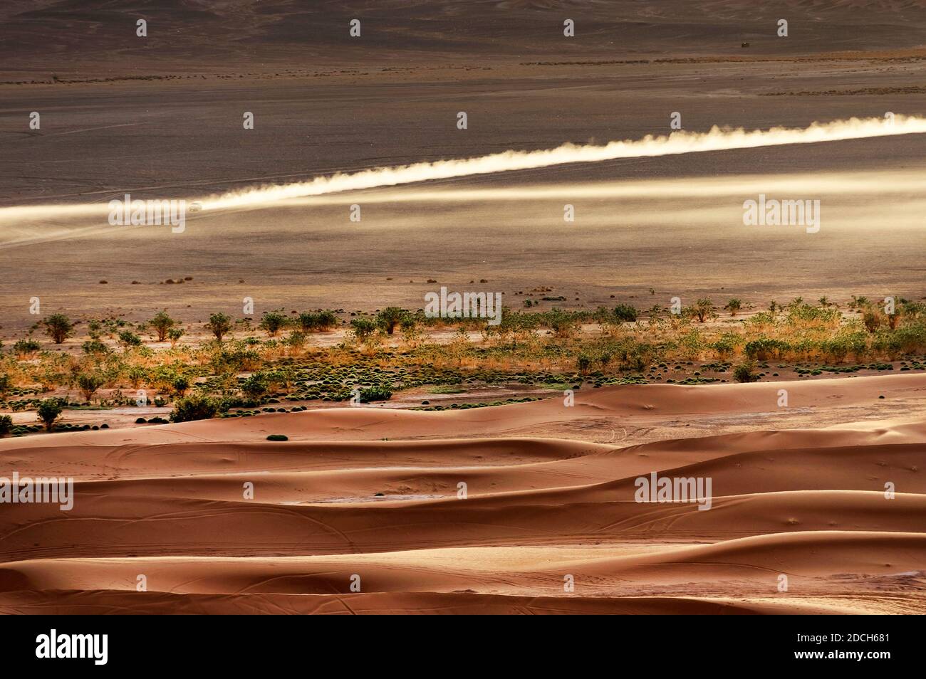 Sand dunes in Sahara Desert, Africa Stock Photo - Alamy