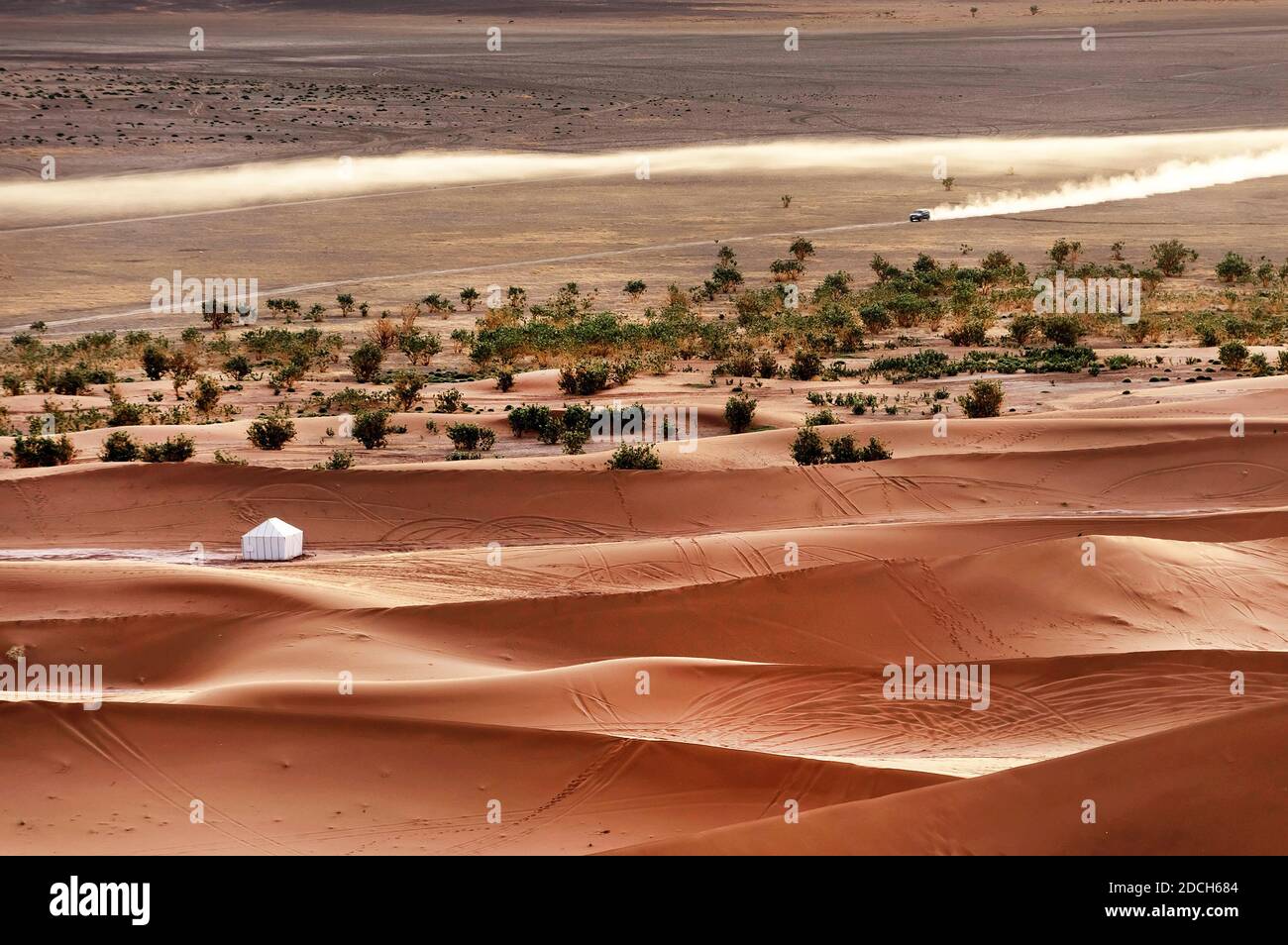 Sand dunes in Sahara Desert, Africa Stock Photo - Alamy