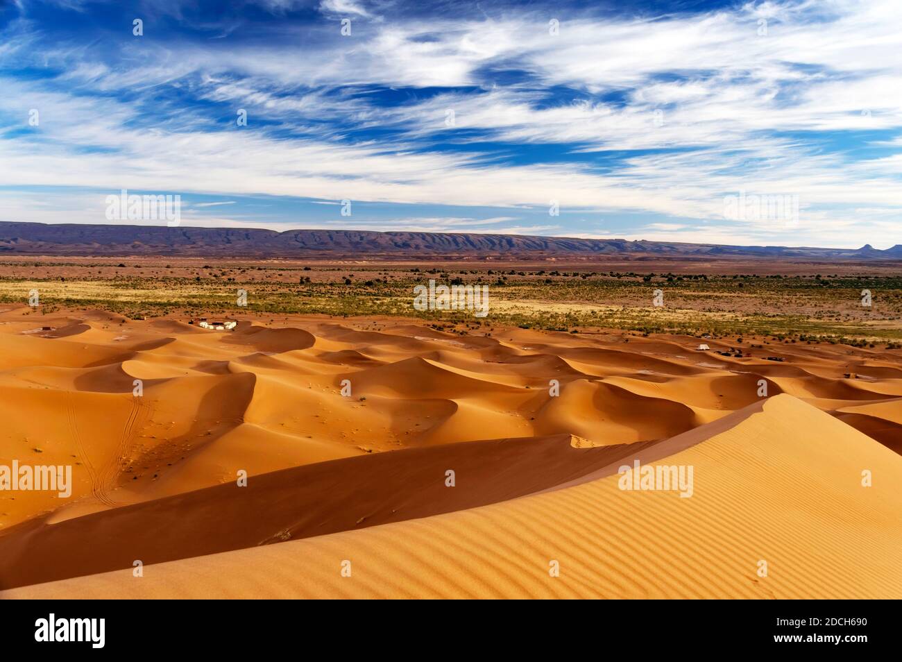 Sand dunes in Sahara Desert, Africa Stock Photo - Alamy