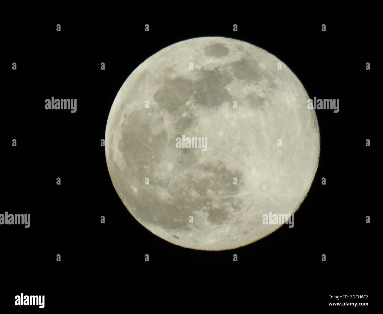 La lune d'avril Stock Photo - Alamy