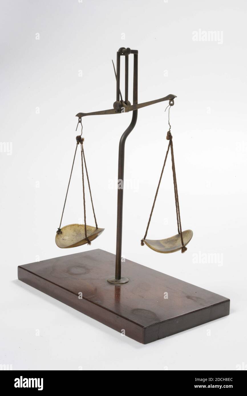 Bascule consisting hi-res stock photography and images - Alamy