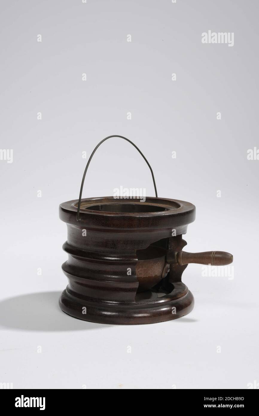 Cylindrical copper chafing dish hi-res stock photography and images - Alamy