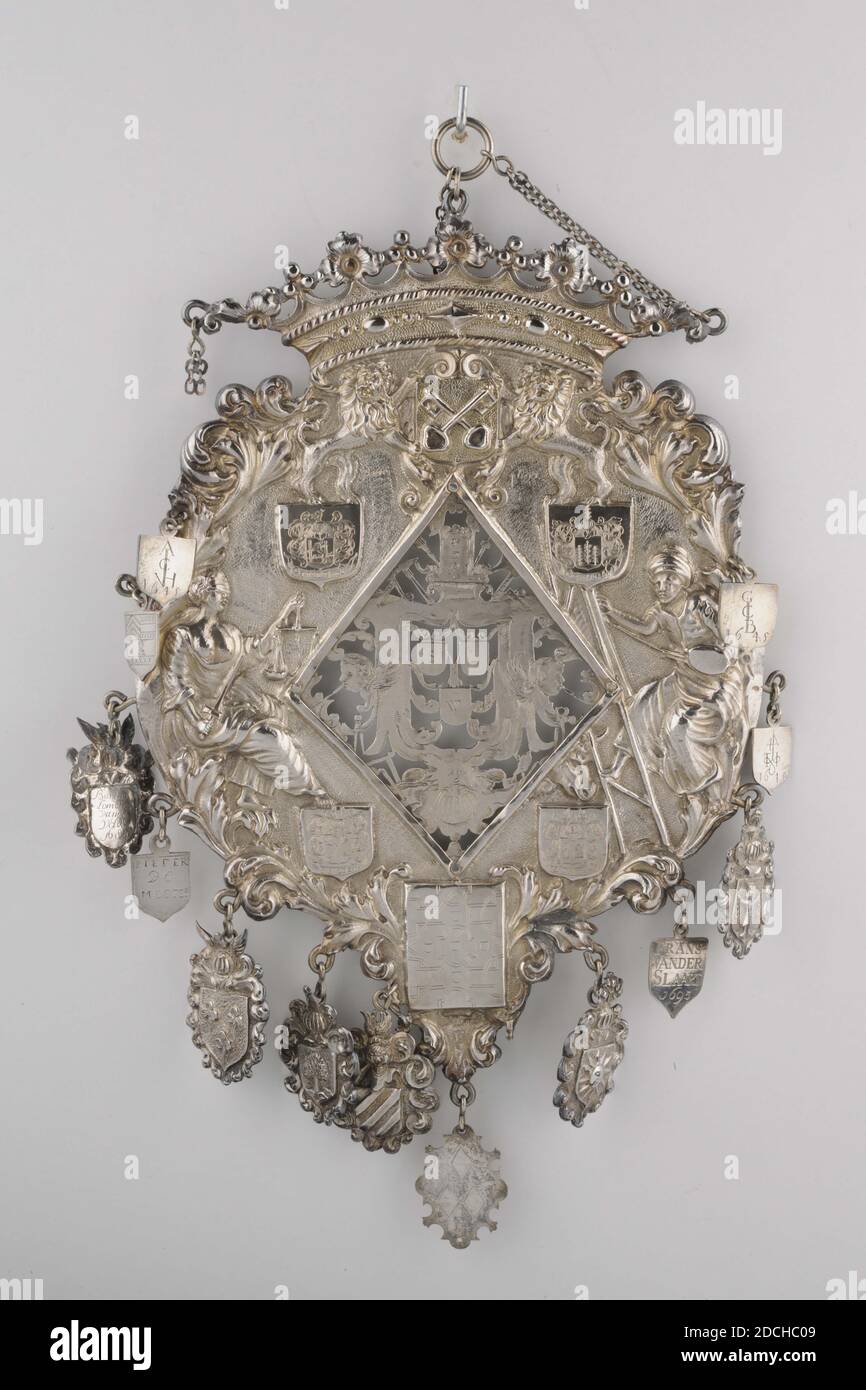 Blowing mascaron hi-res stock photography and images - Alamy