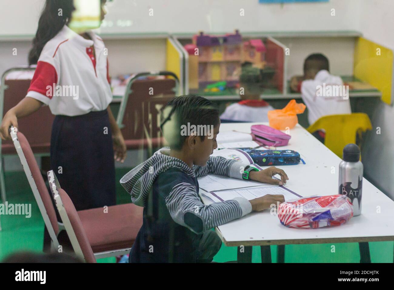 Daily routine kids hi-res stock photography and images - Alamy