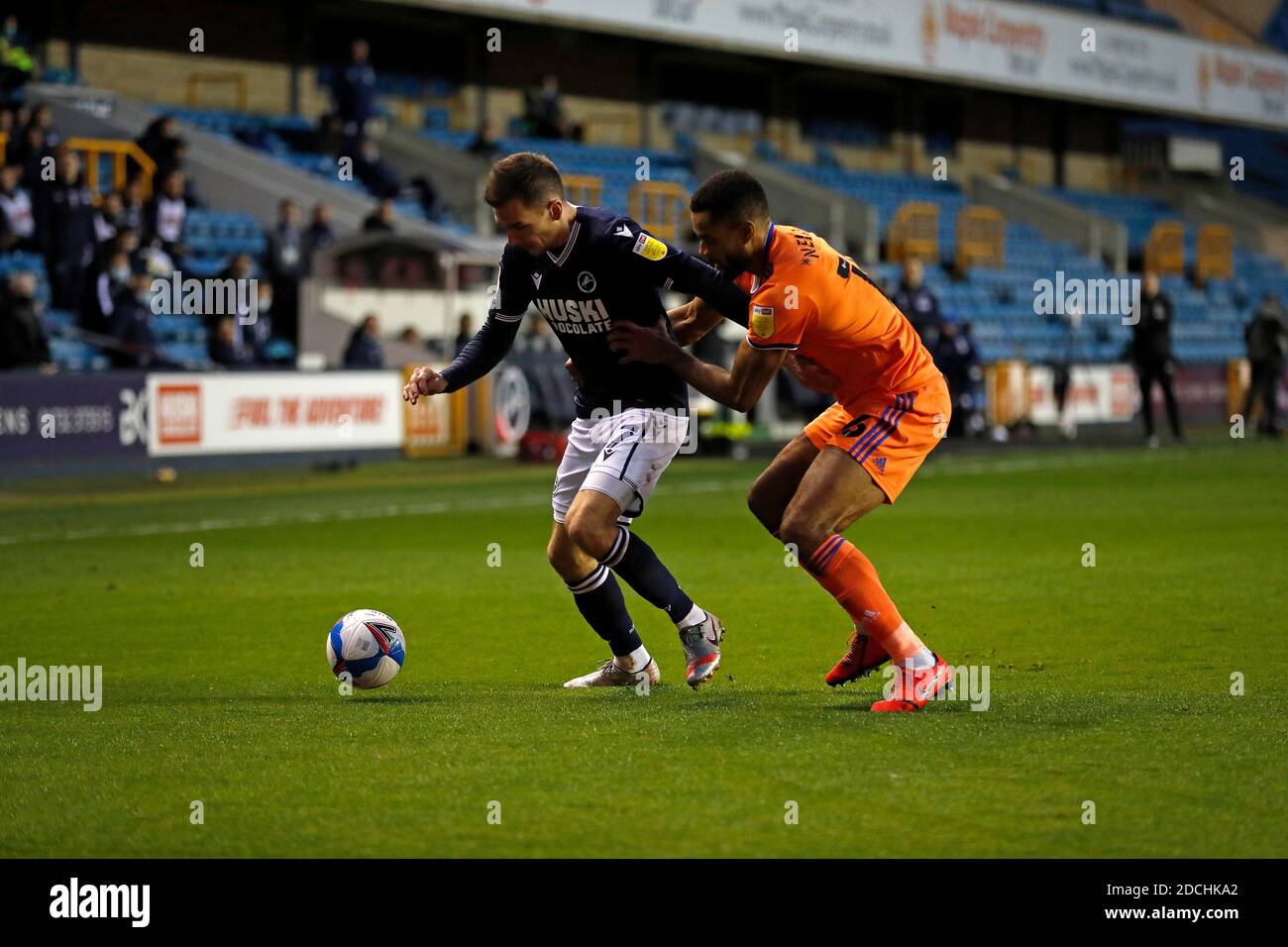 The Den, Bermondsey, London, UK. 21st Nov, 2020. English Championship ...