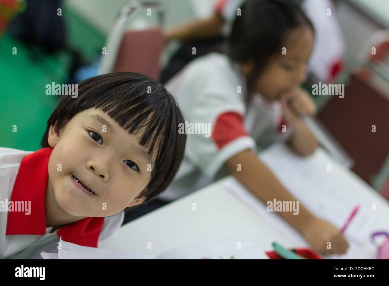 Children school learning reading hi-res stock photography and images ...