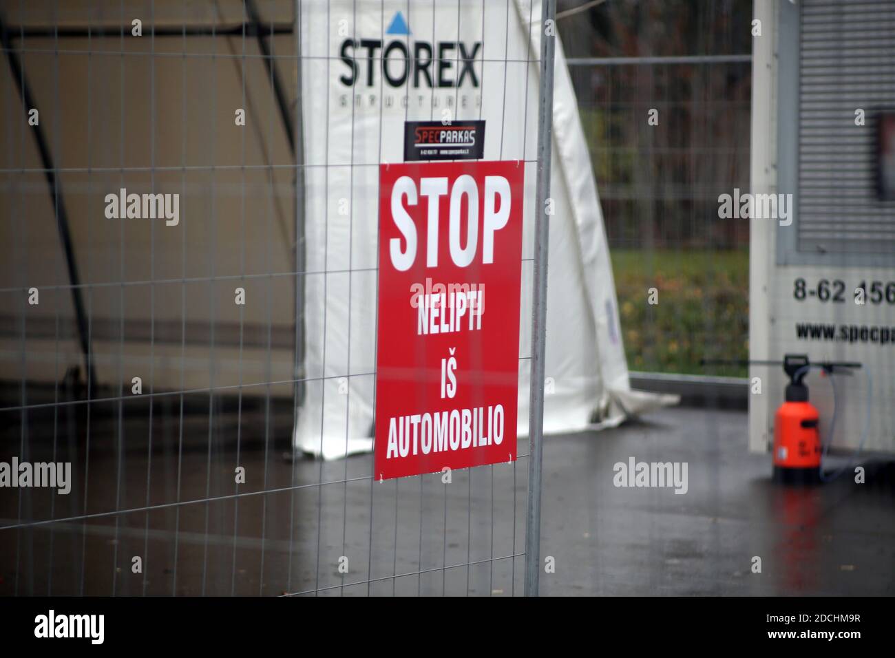 Mobile covid checkpoint testing hi-res stock photography and images - Alamy