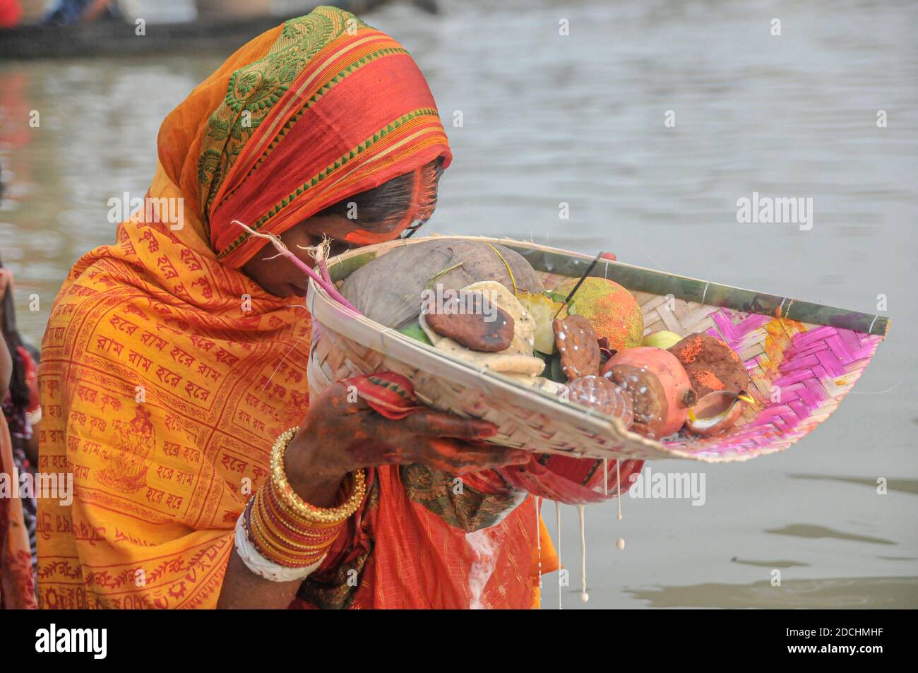 Surma boys hi-res stock photography and images - Alamy