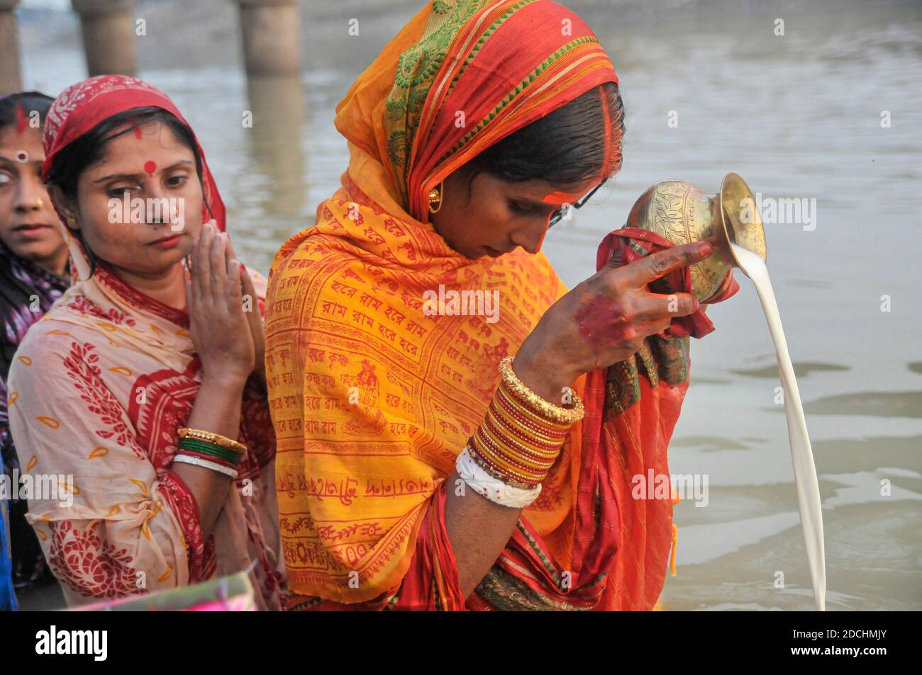 Surma boys hi-res stock photography and images - Alamy