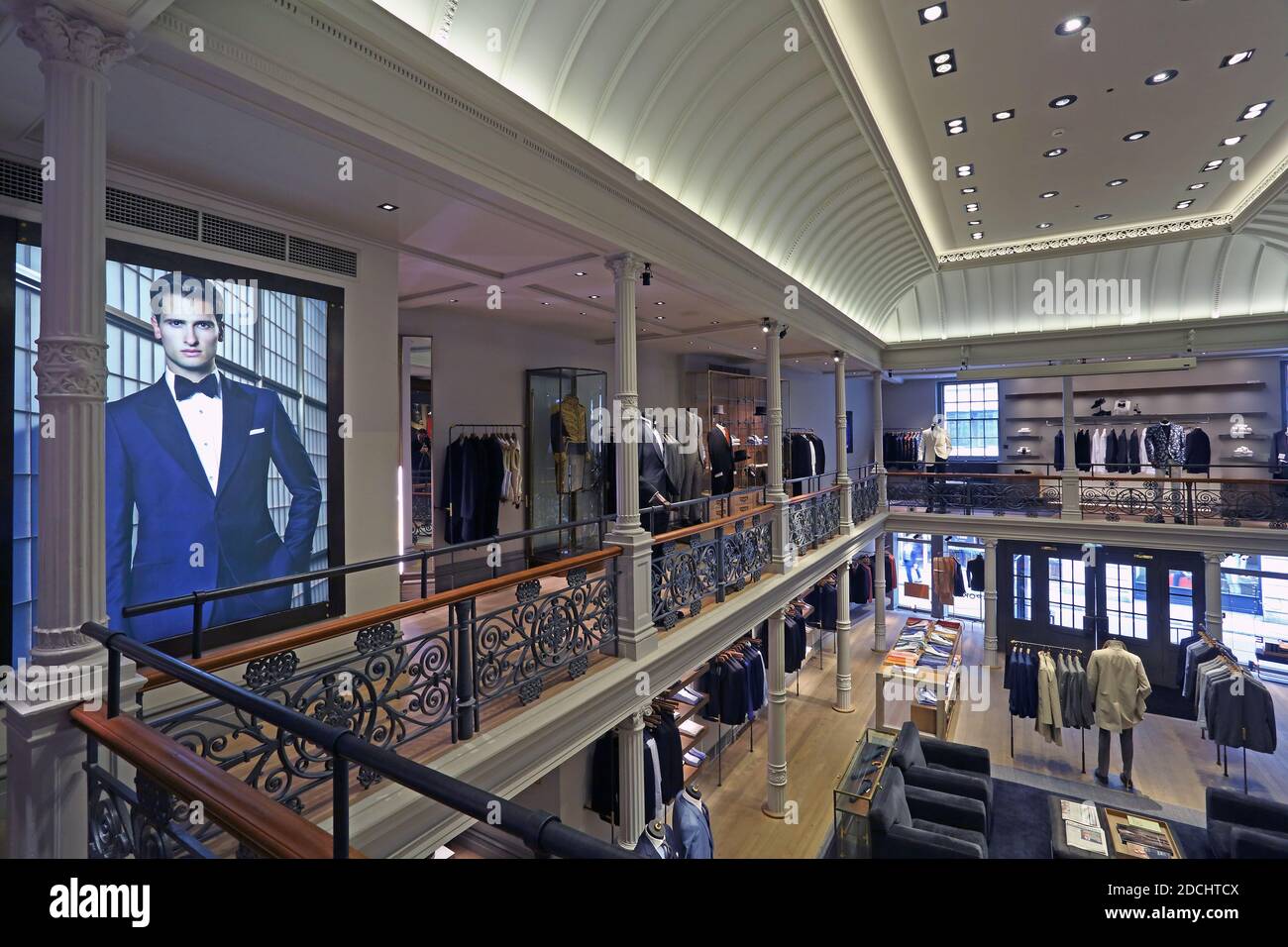 Bespoke tailor hi-res stock photography and images - Alamy