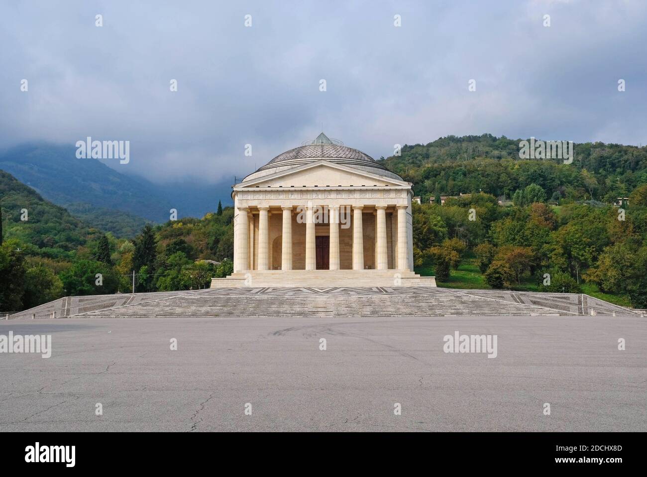 Canoviano temple hi-res stock photography and images - Alamy