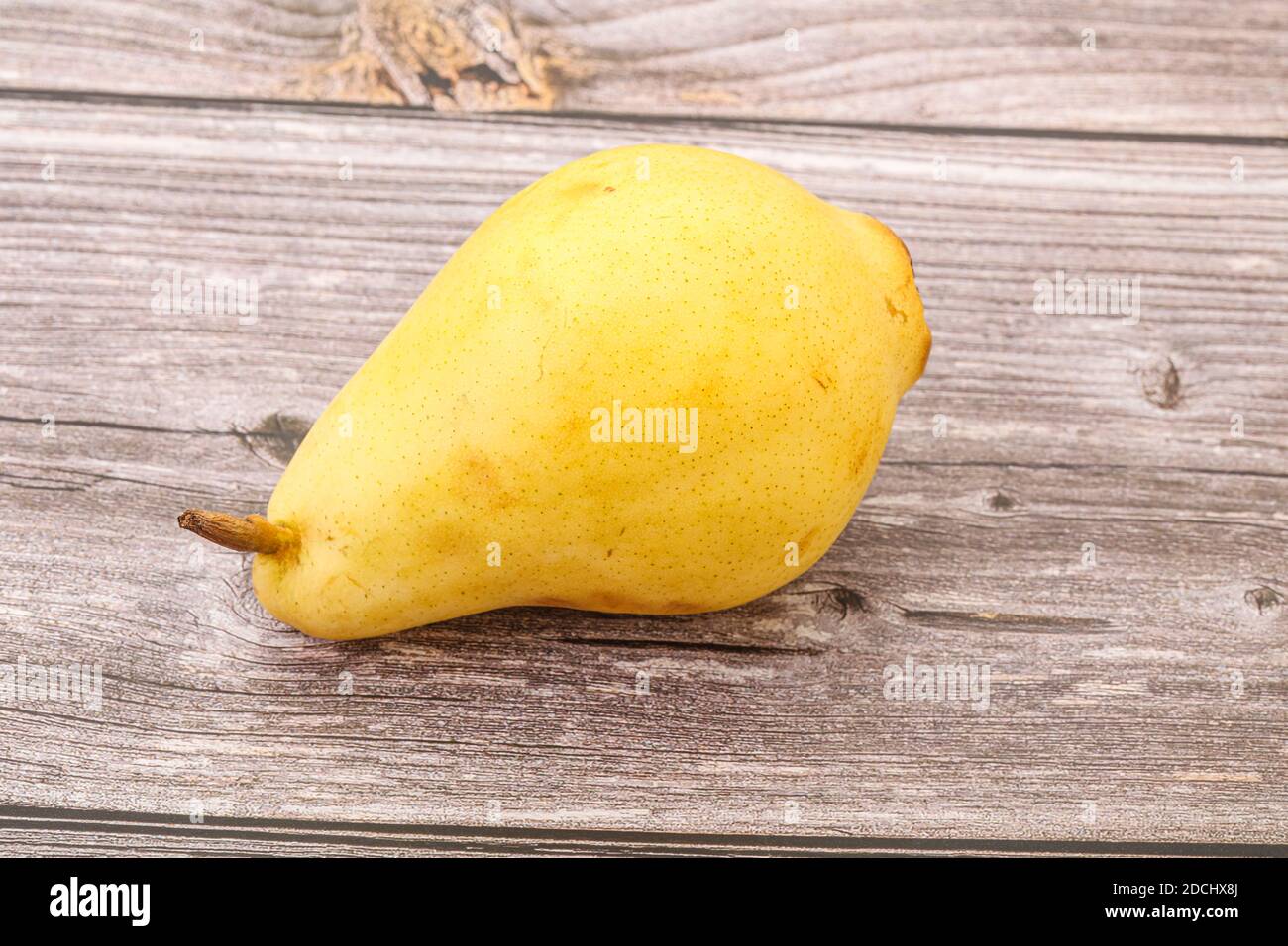 Ripe, tsasty and sweet Yellow Chinese Pear Stock Photo - Alamy