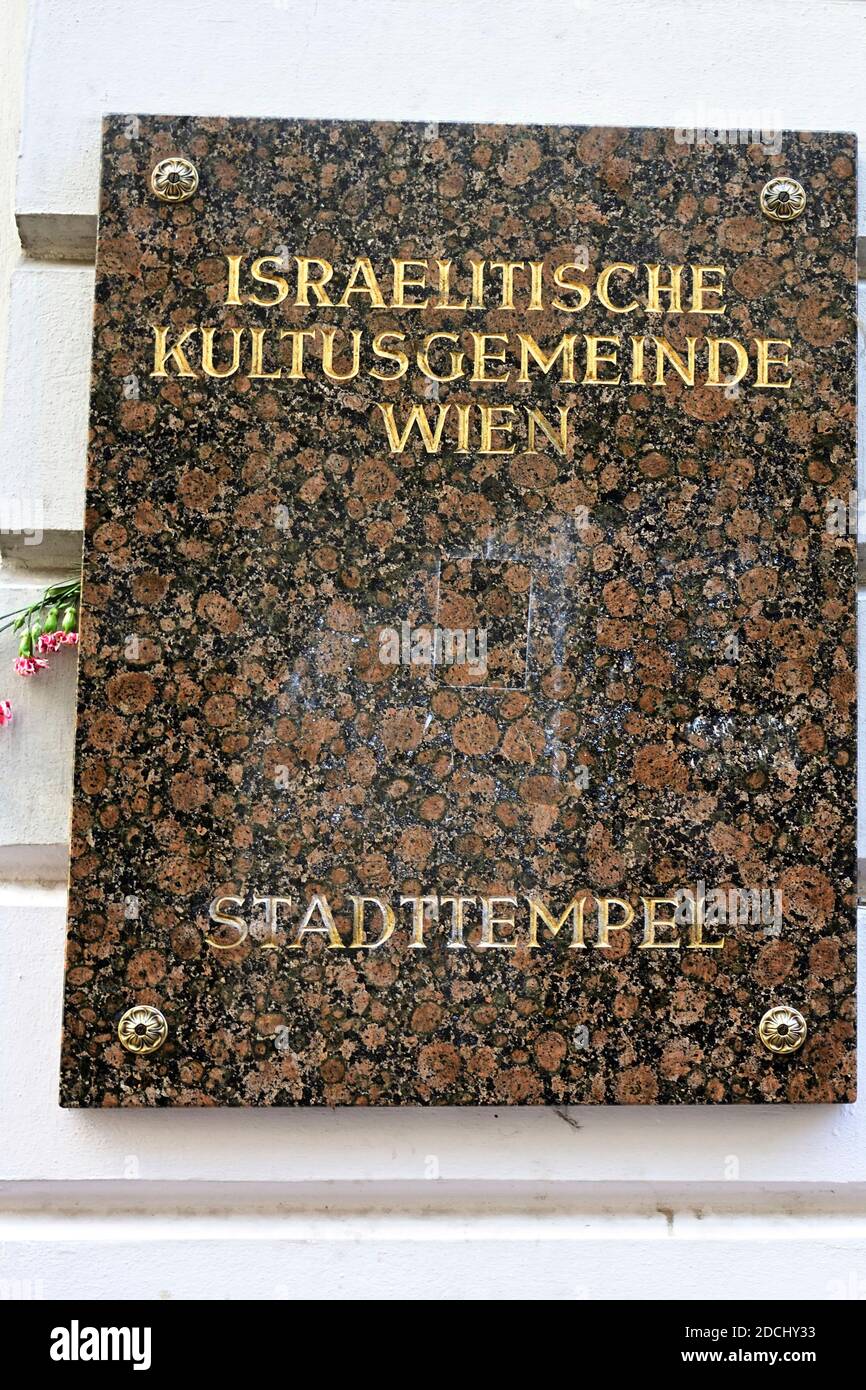Vienna jewish synagogue hi-res stock photography and images - Alamy